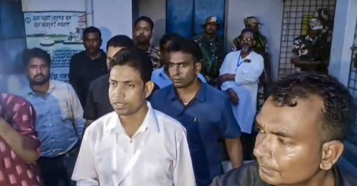 8 arrested for bid to storm Falta police station, free TMC's Jahangir ...